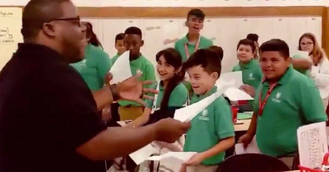 Texas teacher uses rap to make math fun - CBS News