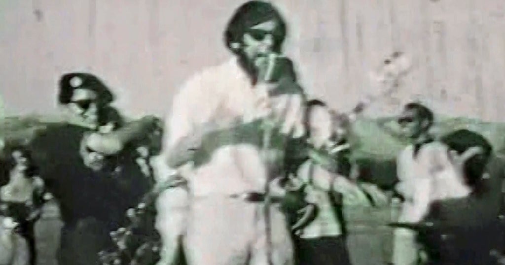 1960s-Era Chicano Student Activists Celebrate Historic SJSU Graduation ...