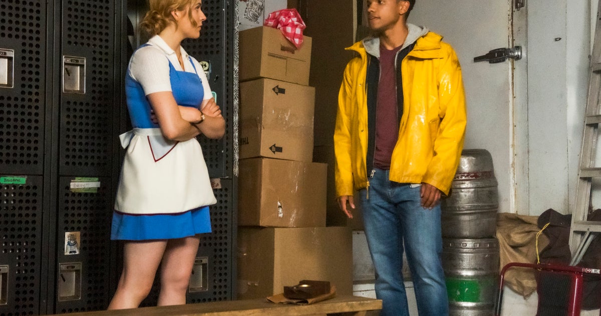 Drew Crew's Clues: Favorite Meal At The Claw - CW Seattle