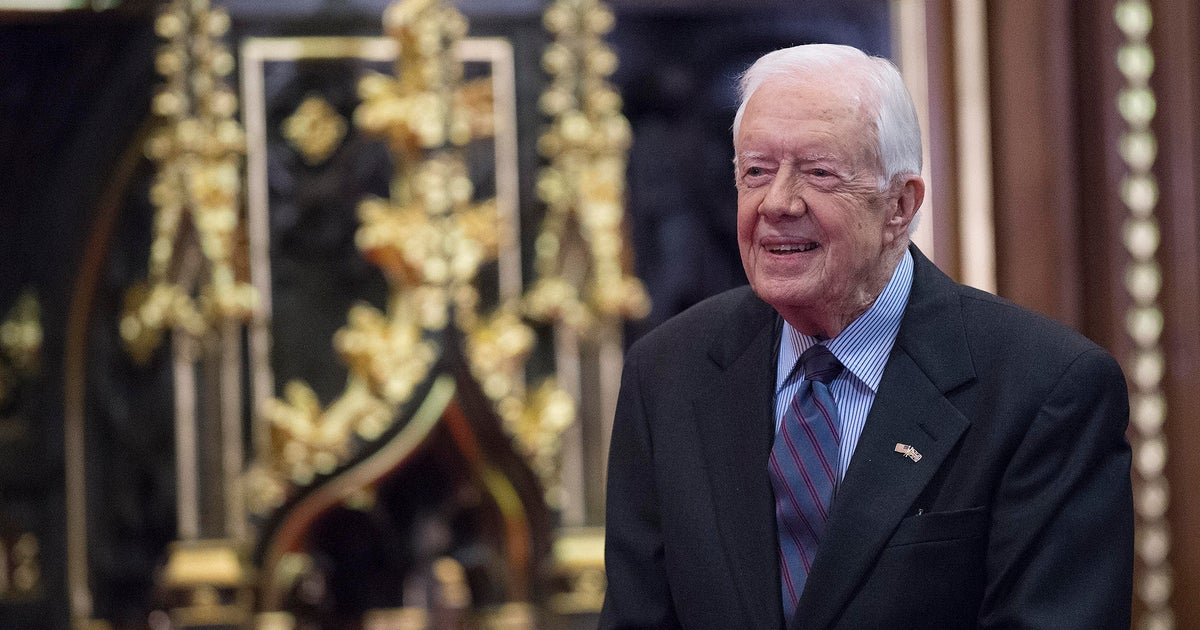 Jimmy Carter hospitalized: Former president suffers fractured pelvis ...