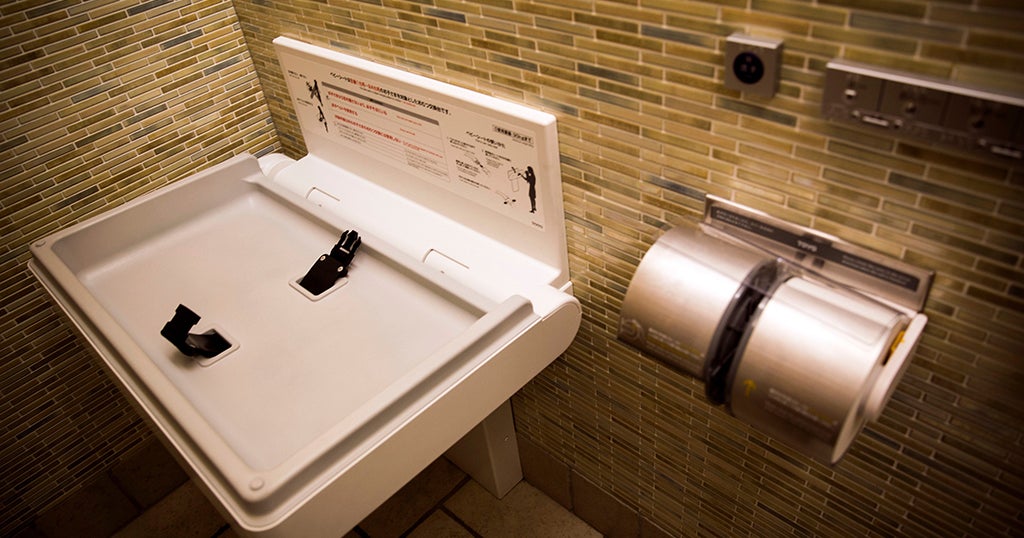 Bill Would Mandate Access To Diaper Changing Tables For All Parents ...