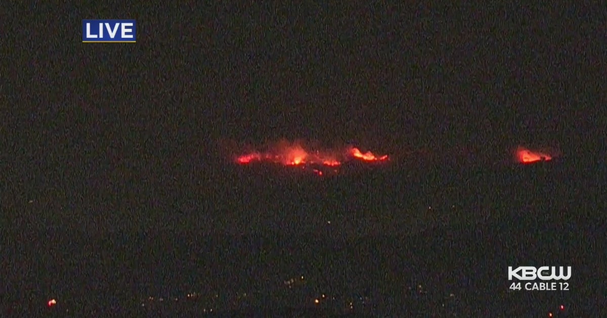 Kincade Fire Seen From San Francisco As It Flares Up Amid Howling Winds ...