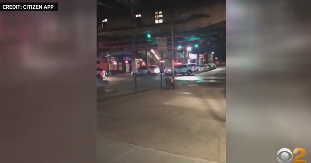 Man Shot During Armed Robbery At Recording Studio In The Bronx - CBS ...