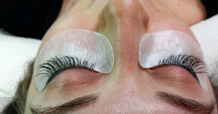 Bat Your Lashes After Visiting One Of These Aurora Salons - CBS Colorado
