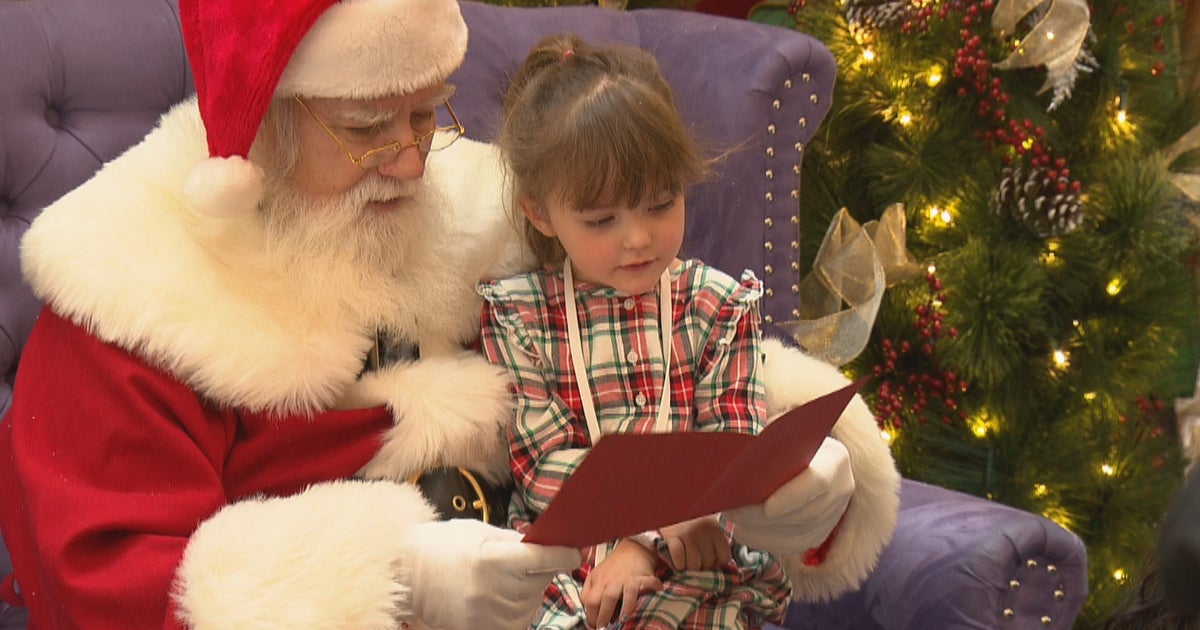 'Very Inspiring': Signing Santa Visits Children At Cherry Creek Mall ...