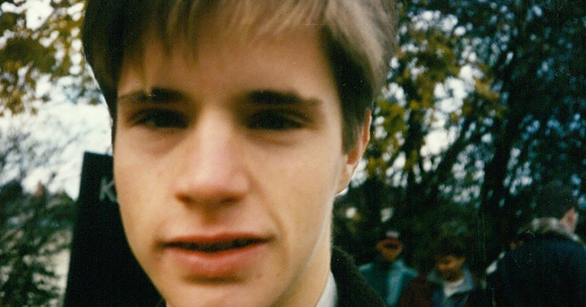 Plaque Dedicated To Matthew Shepard Installed At Washington National Cathedral - CBS Colorado