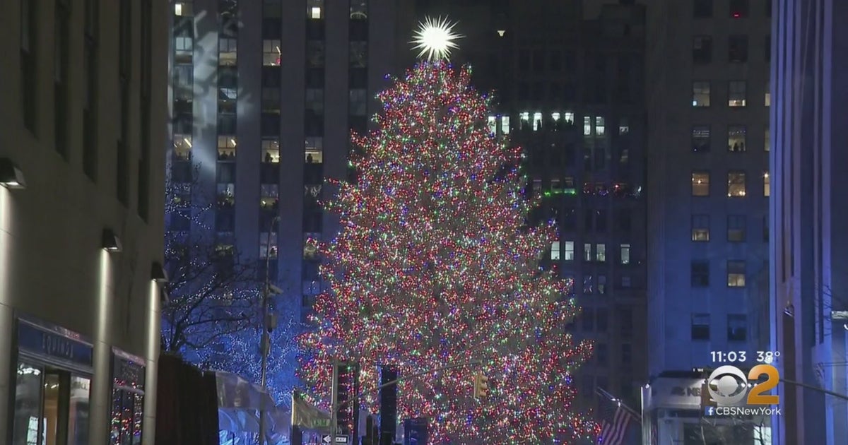 Thousands Gather For 87th Annual Rockefeller Center Tree Lighting - CBS ...
