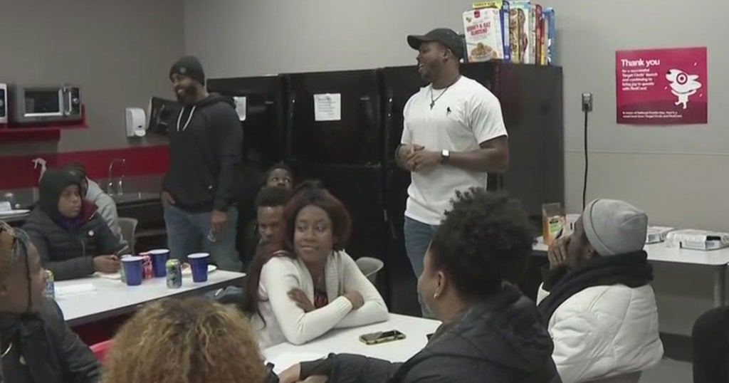 Jets Linebacker Brandon Copeland Surprises Teens, Young Adults At ...