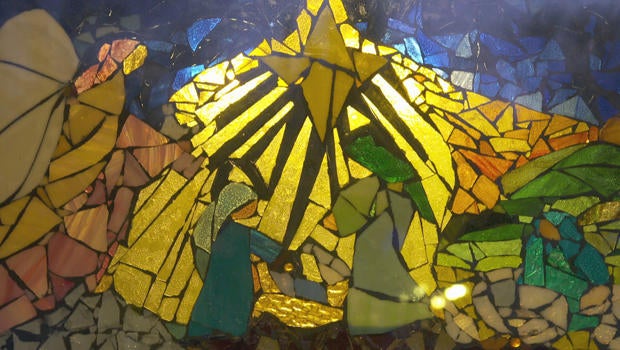 Nativity scenes, from the artistic to the living - CBS News