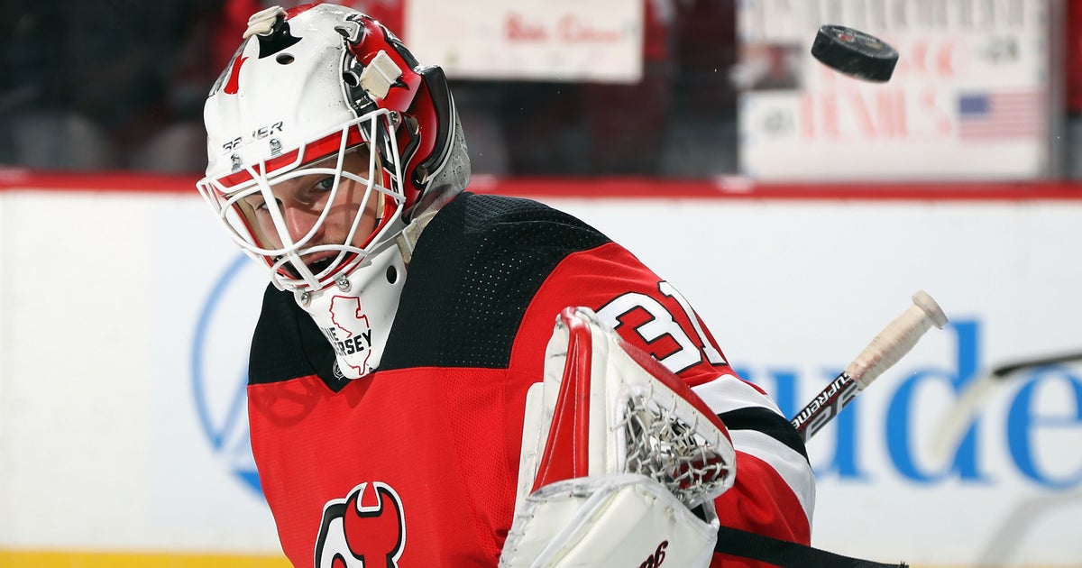 Blue Jackets Beat Devils 5-1, Senn Loses First NHL Start - CBS New York