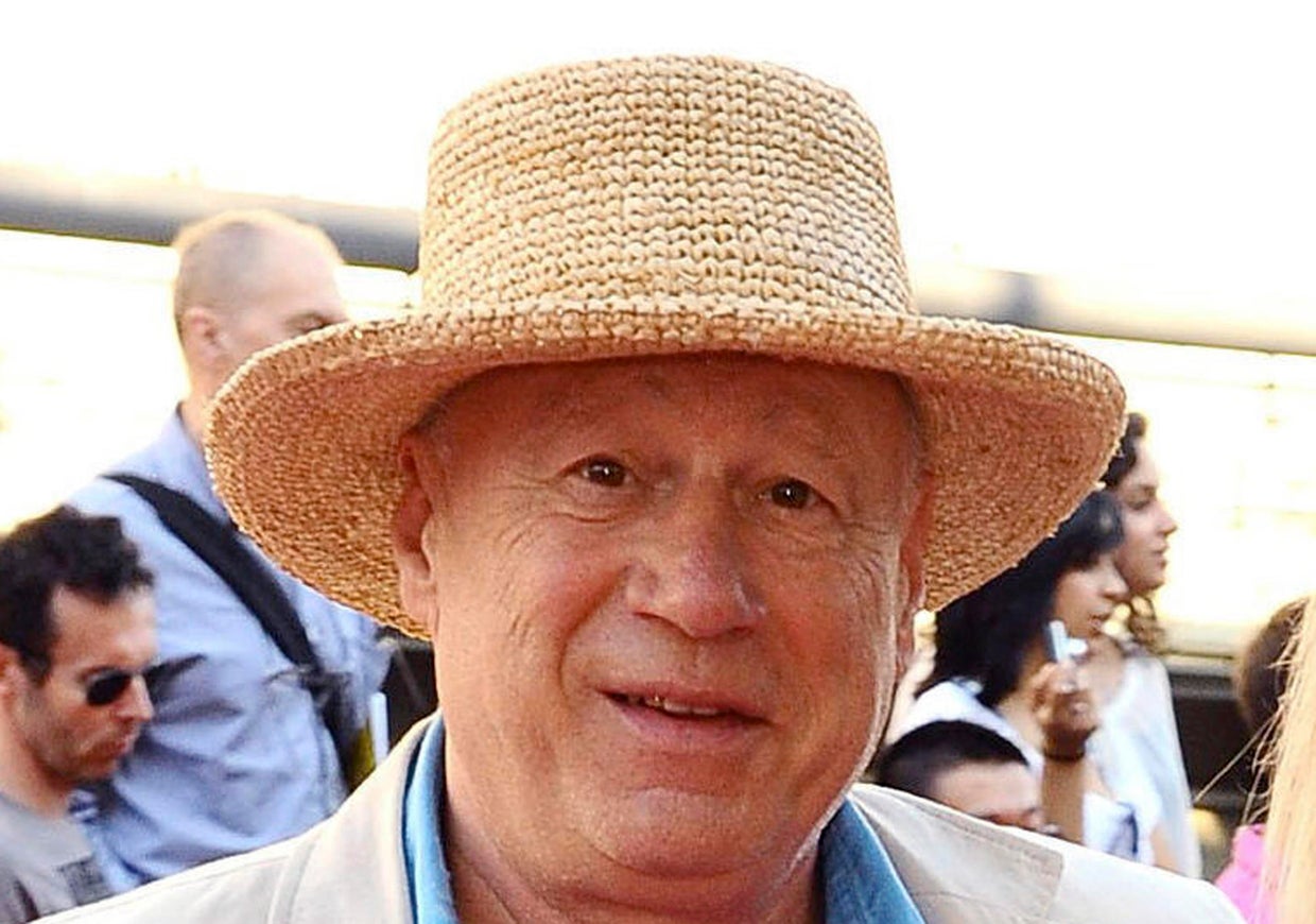Neil Innes has died: Monty Python star dies at age 75; cause of death ...
