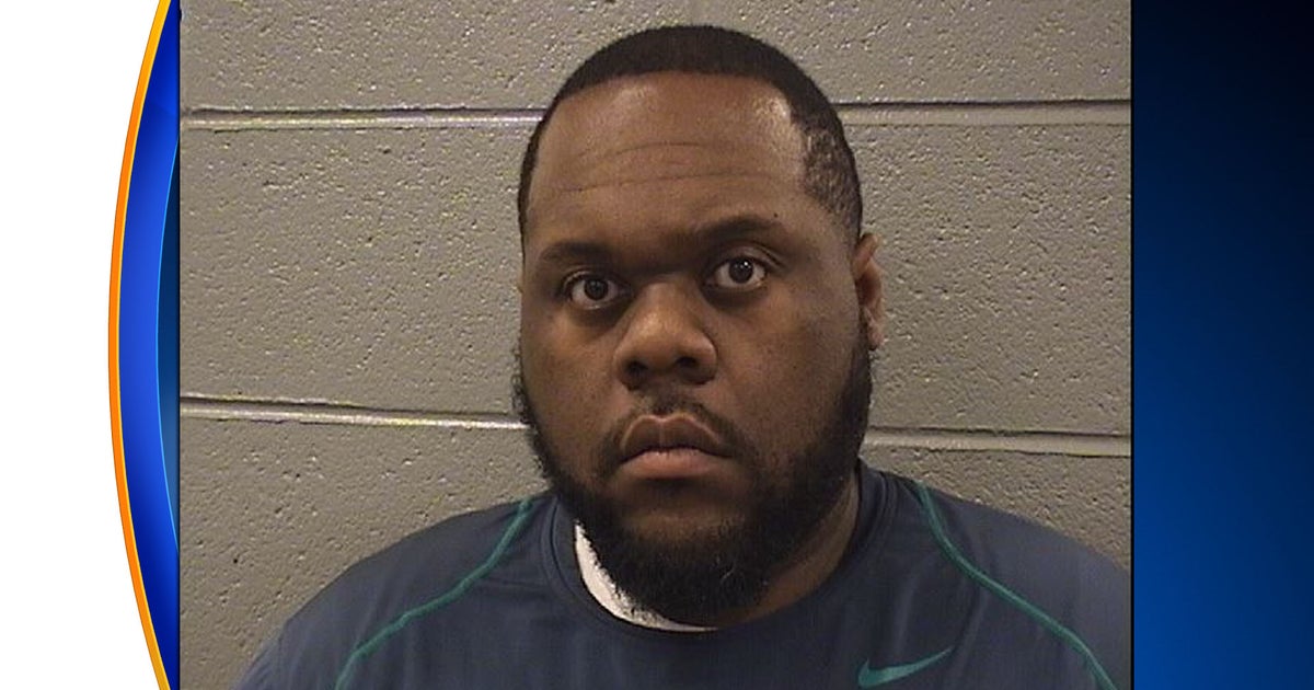 Dixmoor Police Commander Accused Of Beating Woman, 66; Police Chief ...