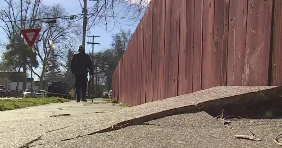 Crumbling Sidewalks Putting Elderly In Danger - CBS Sacramento