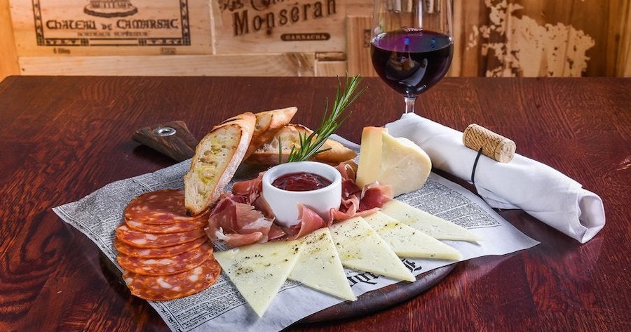 The 4 Best Tapas Bars In Miami - CBS Miami