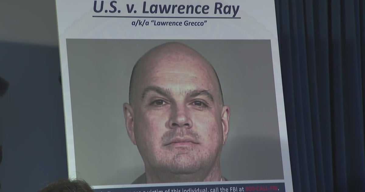 Prosecutors: Father Moved Into Daughter's Dorm At Sarah Lawrence ...