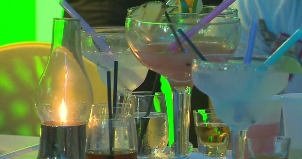 Miami Beach Commission Considers Final Vote On Early End To Alcohol ...