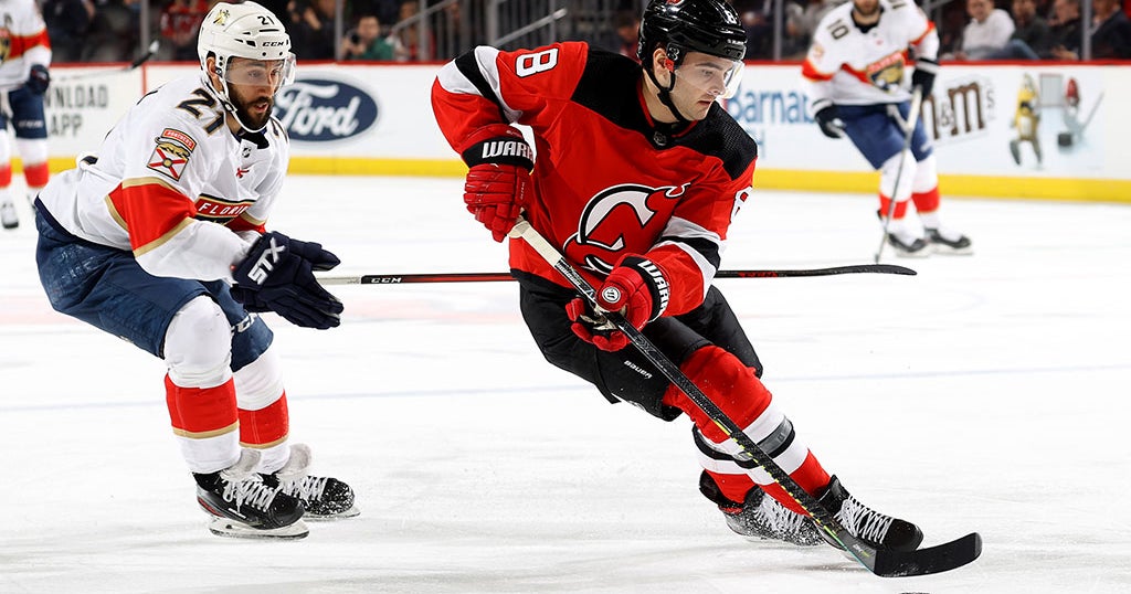 Panthers Snap 3-Game Skid With Win Over Devils - CBS New York