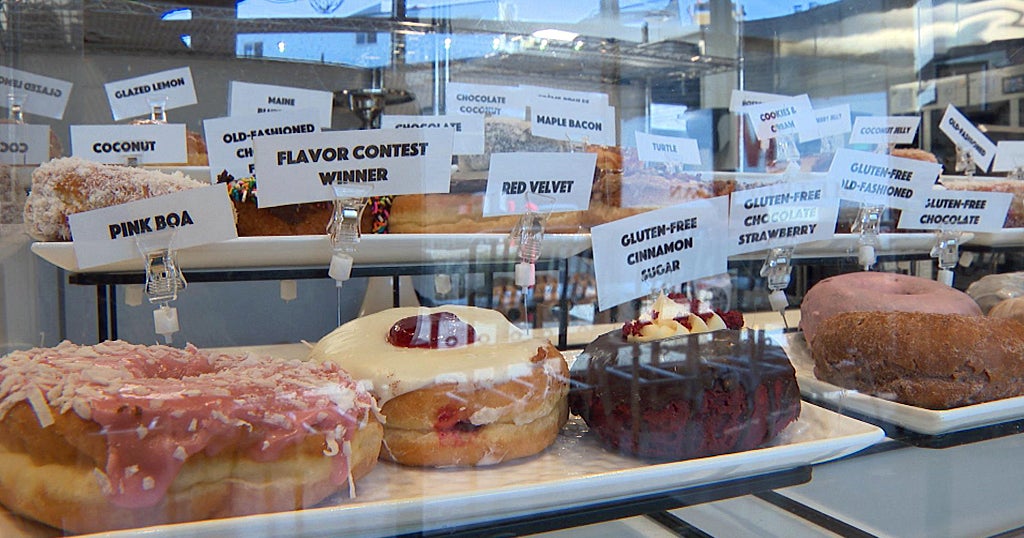It Happens Here: Behind-The-Scenes At Kane's Donuts In Saugus - CBS Boston