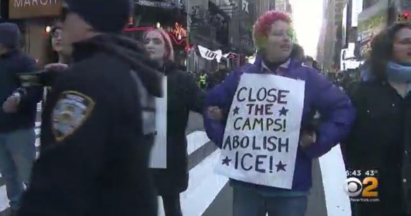 NYPD: 30 Arrested In Midtown ICE Protests - CBS New York