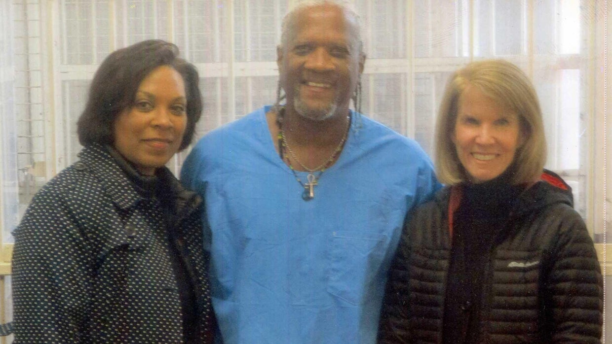 "48 Hours" visits death row inmate Kevin Cooper in San Quentin - CBS News