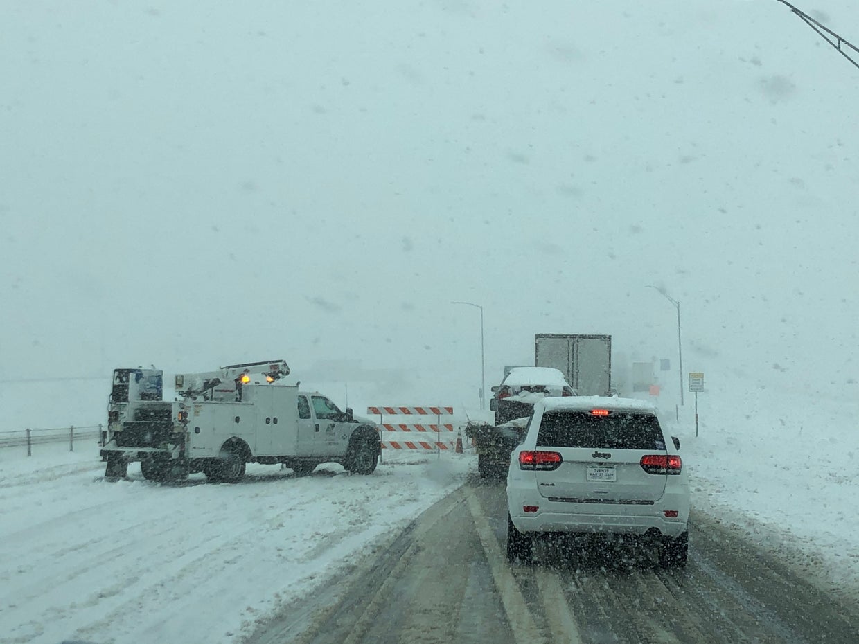 Snowstorm Causes Interstate Closures In Colorado, Deputy Hurt In I-70 ...