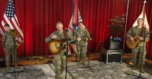 U.S. Army Field Band still plays during pandemic - CBS News