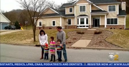 'Front Steps Project' Documenting Families Outside Their Homes While ...