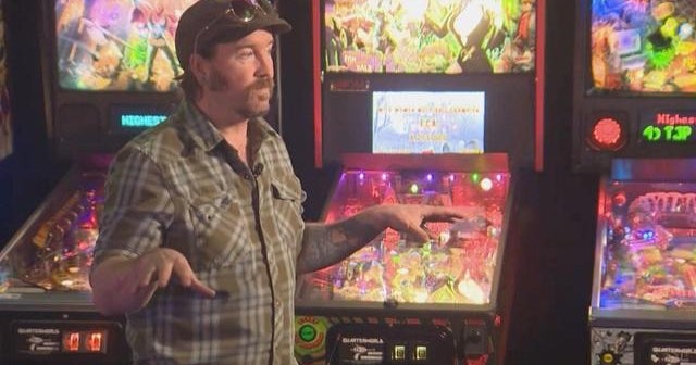 A Portland pinball arcade gets a bonus round - CBS News