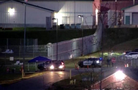 Apparently COVID-19-linked "disturbance" hits Seattle area prison - CBS ...