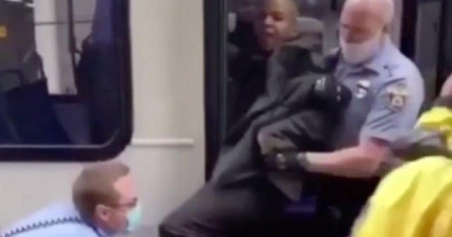 Police seen removing man from Philadelphia bus for not wearing a mask ...