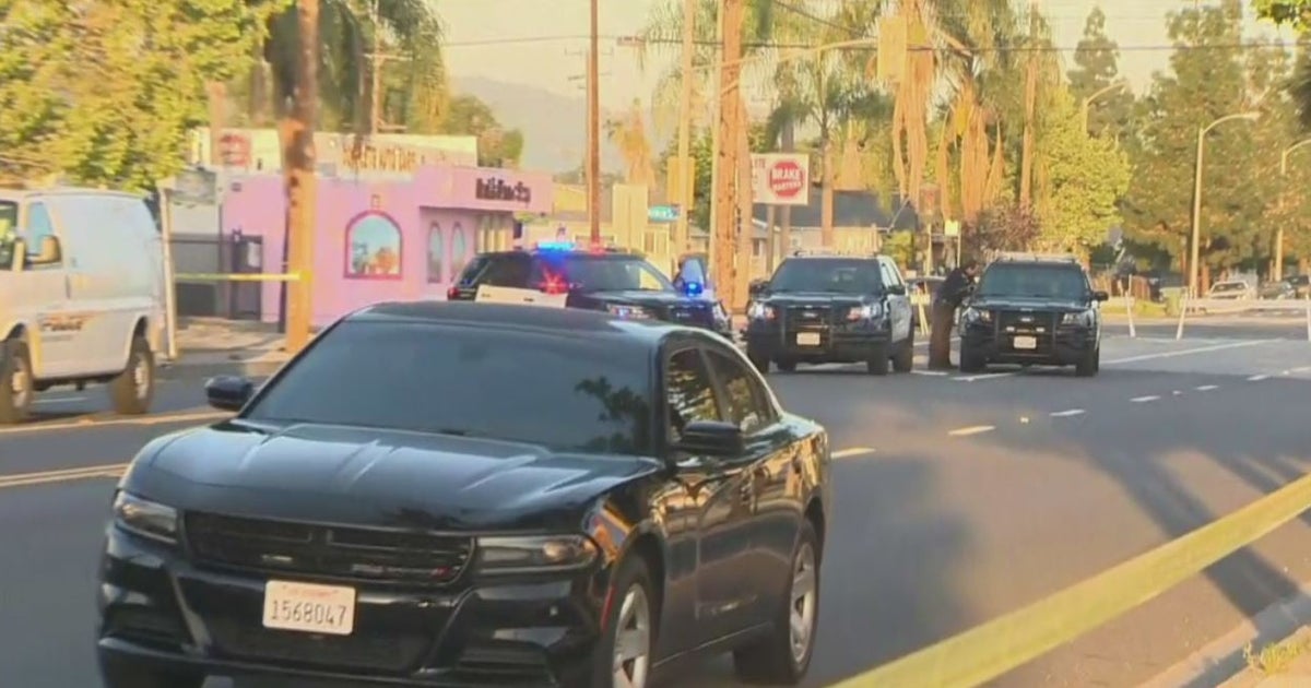 Man Shot, Killed In Pomona, Suspect At Large - CBS Los Angeles
