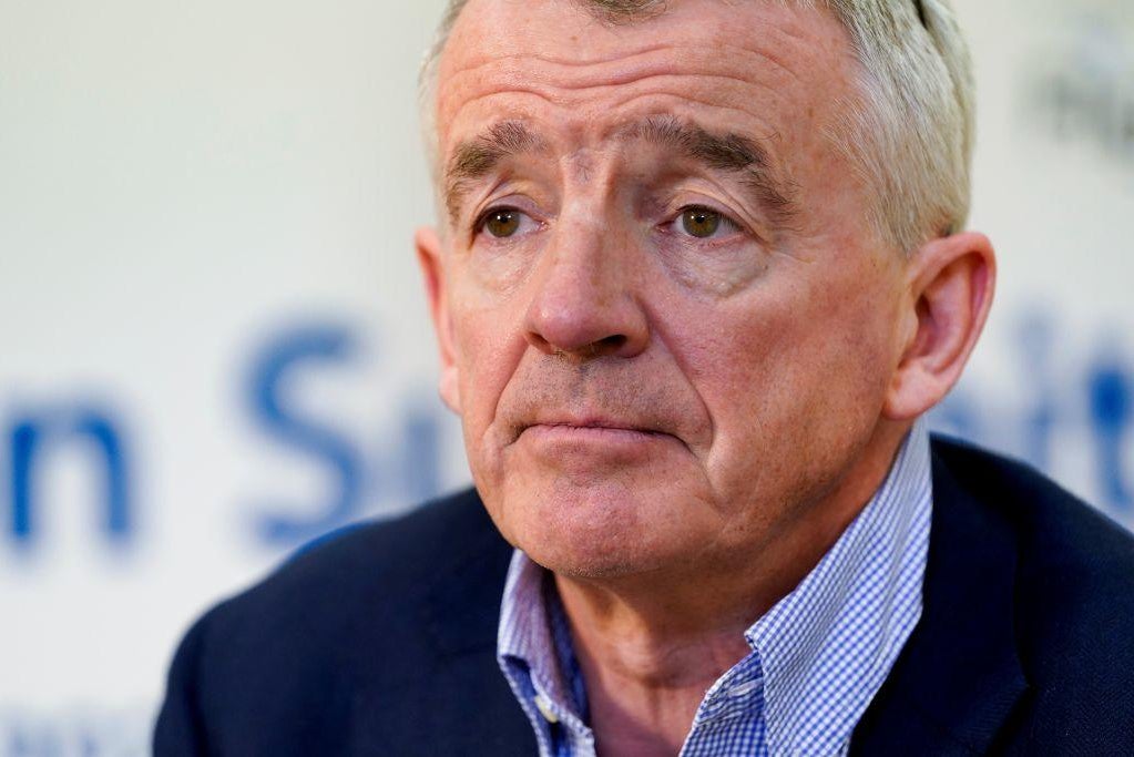 Ryanair CEO says his planes won't fly with empty middle seats for ...