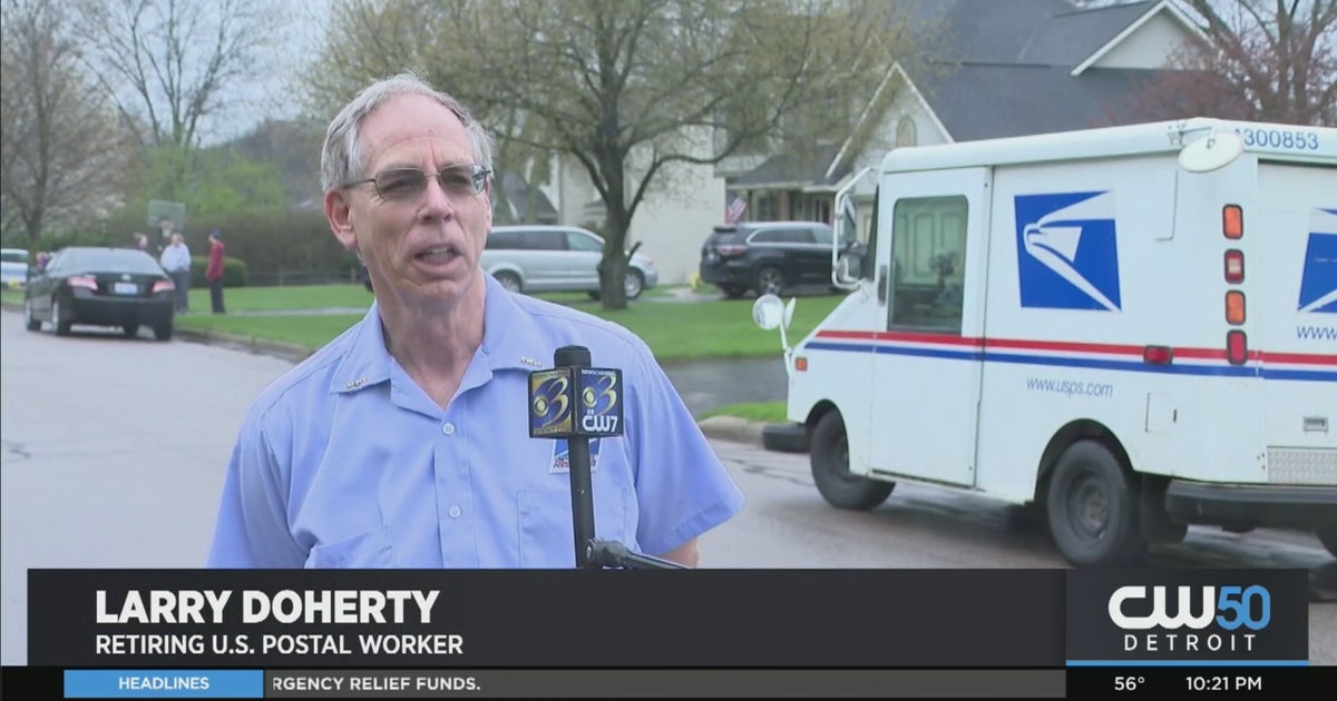 Michigan Families Say Thanks To Retiring Mailman With Neighborhood ...