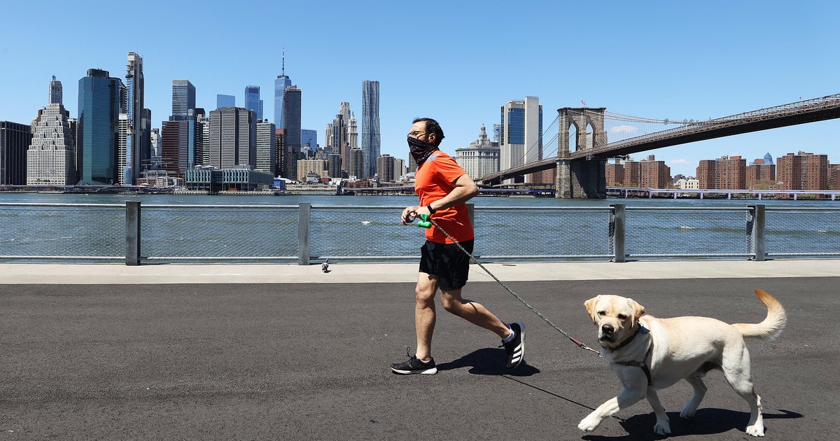 Running during the coronavirus pandemic: How to safely run outside ...