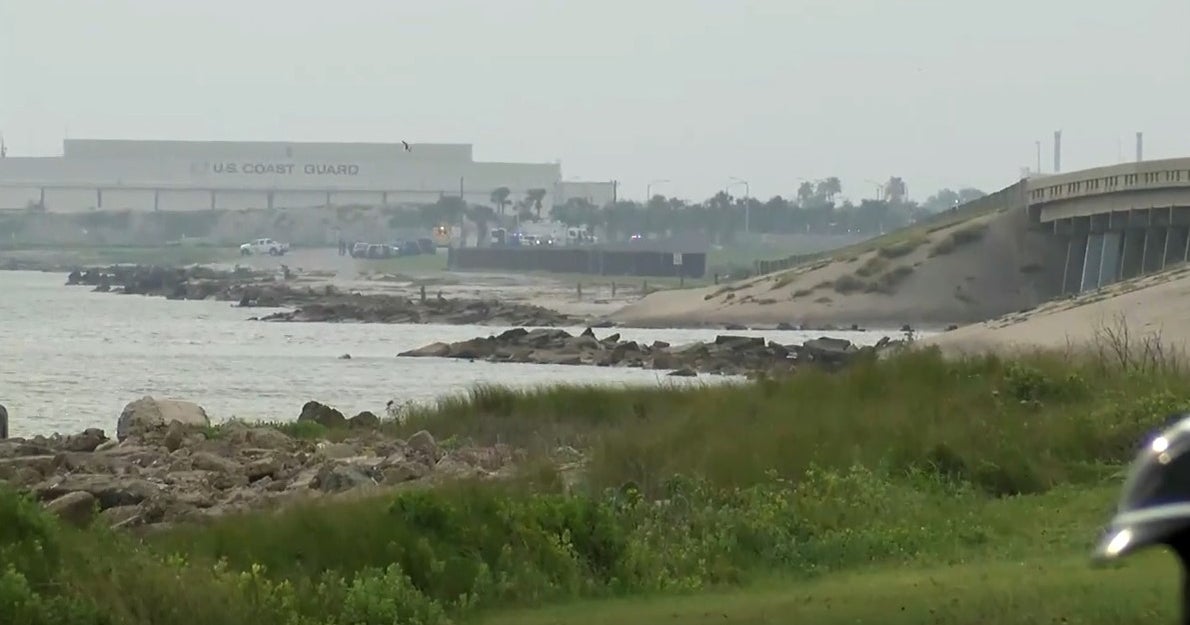 Shooting At Texas Naval Base Was 'Terrorism-Related,' FBI Says - CBS Texas