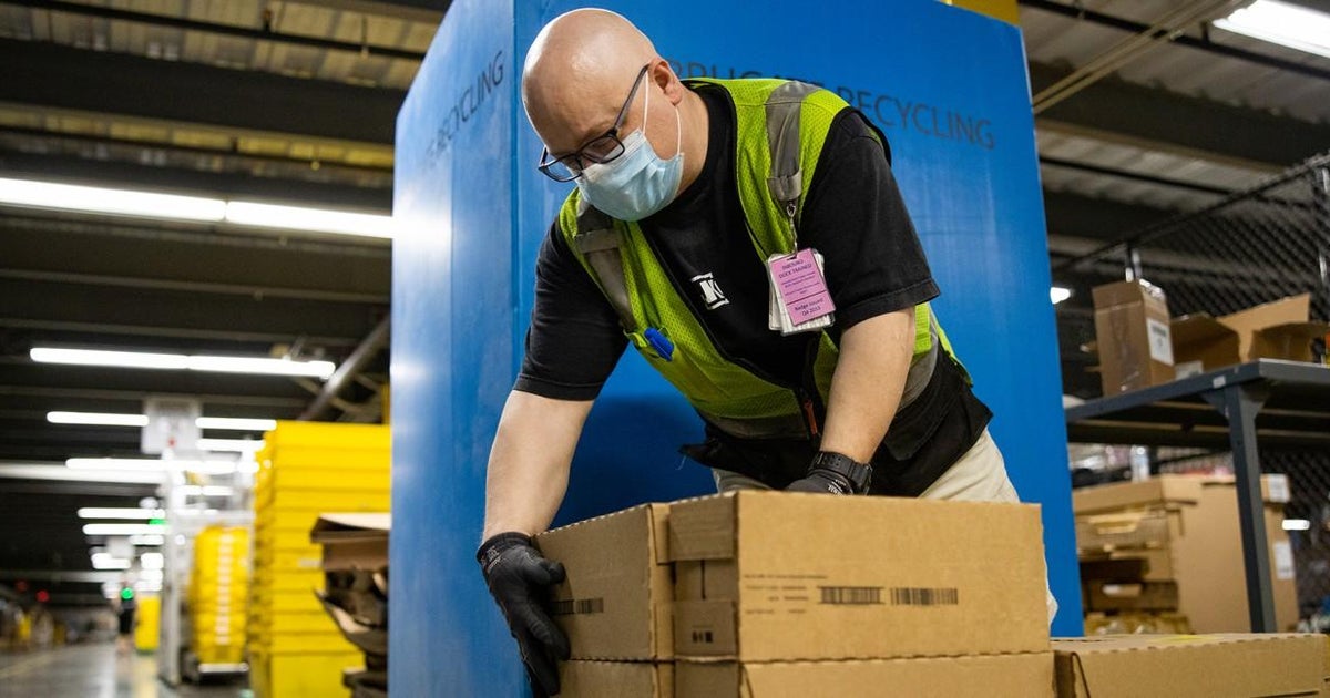 Amazon says 125,000 of its pandemic hires can remain as full-time ...