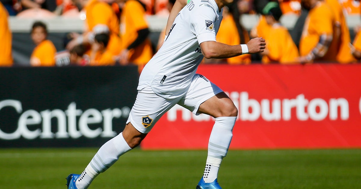 LA Galaxy Players Begin Full Team Practices - CBS Los Angeles