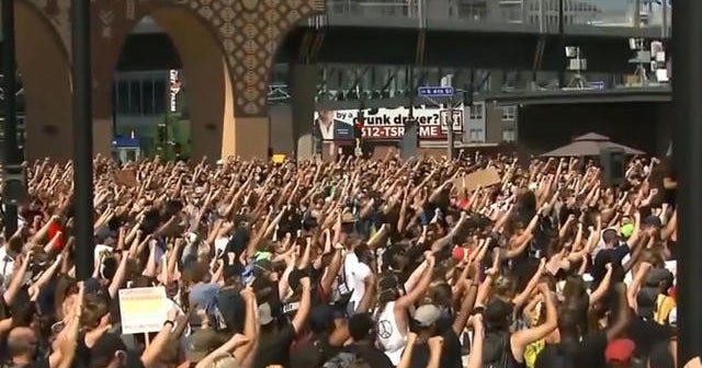 Protests did not lead to spike in COVID-19 cases, study finds - CBS News