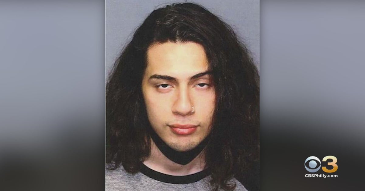 New Jersey Starbucks Barista Allegedly Spit In Police Officers' Drinks ...