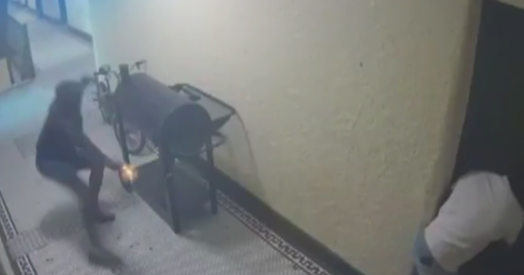 Suspect Arrested In Bronx Double Homicide, Second Gunman Still At Large ...