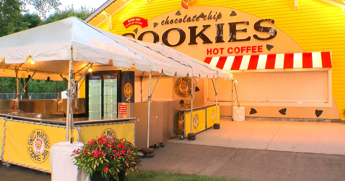 Carloads Show Up For First Day Of State Fair 'Food Parade' - CBS Minnesota