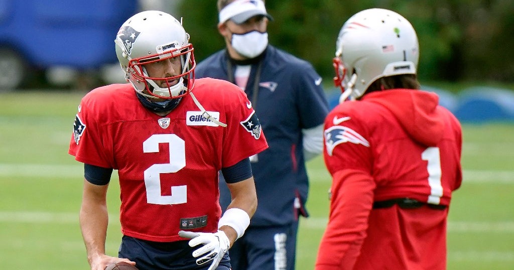 Brian Hoyer Focused On Helping Everyone Get Better, Not Patriots QB ...