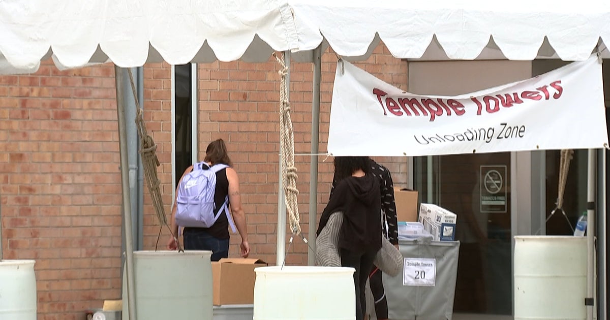 Temple Students Continue Move-In Process As University Reopens With ...