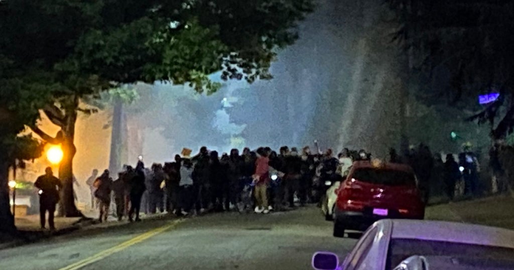 Oakland Police: 'Violent, Destructive' Crowds Targeted Businesses ...