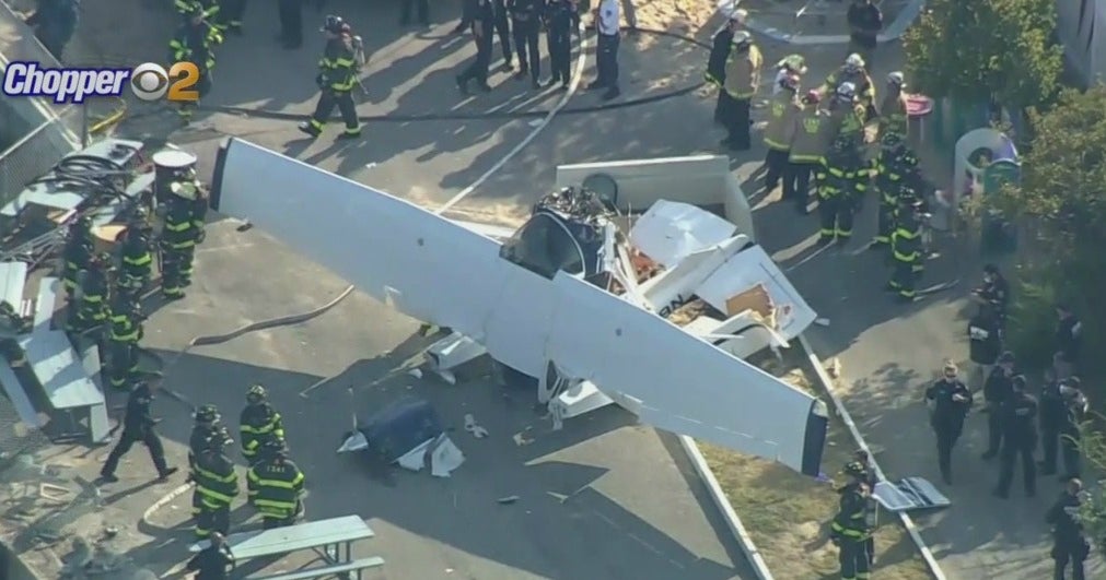 FDNY: 1 Dead, 2 Injured In Small Plane Crash In Queens - CBS New York