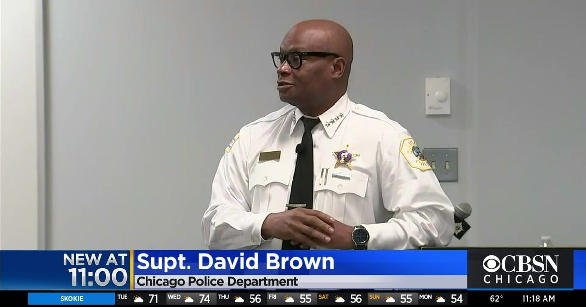 Chicago Police Department Welcomes New Recruits - CBS Chicago