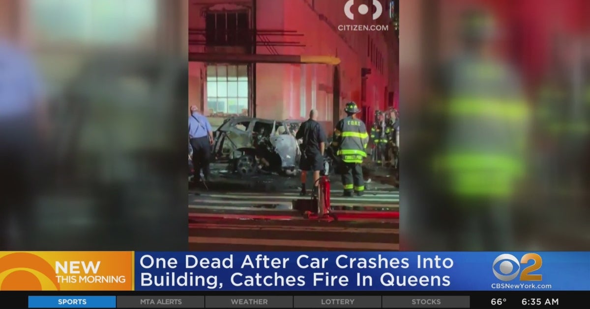 Woman Killed In Fiery Crash In Queens - CBS New York