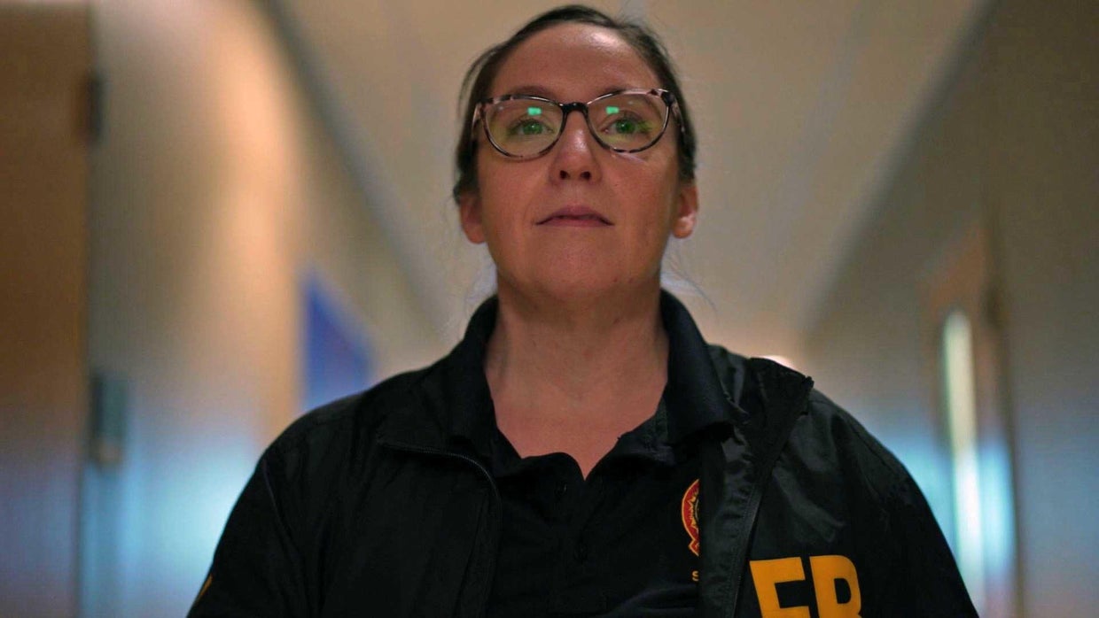 Catching the Austin serial bomber -" The FBI Declassified" - CBS News