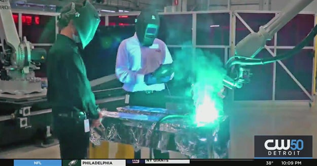 Lift Detroit Offers Certification To 250 Manufacturing Workers - CBS ...