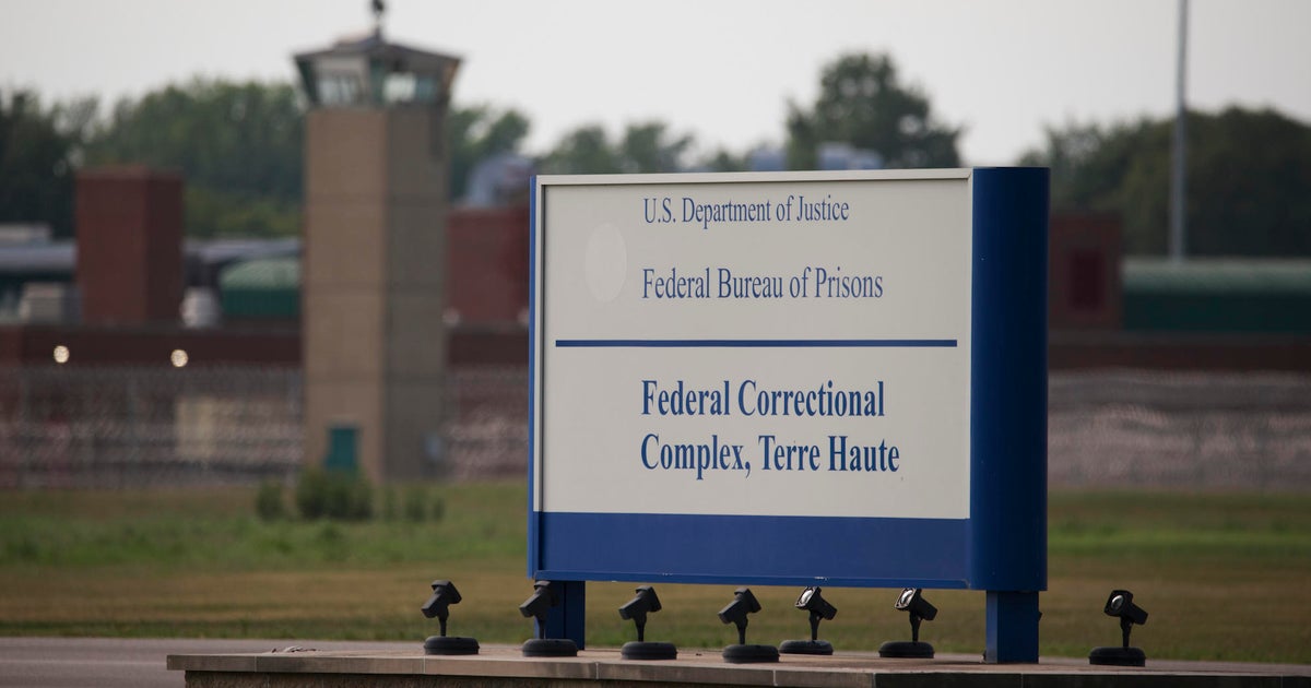 Federal death row inmate tests positive for coronavirus - CBS News